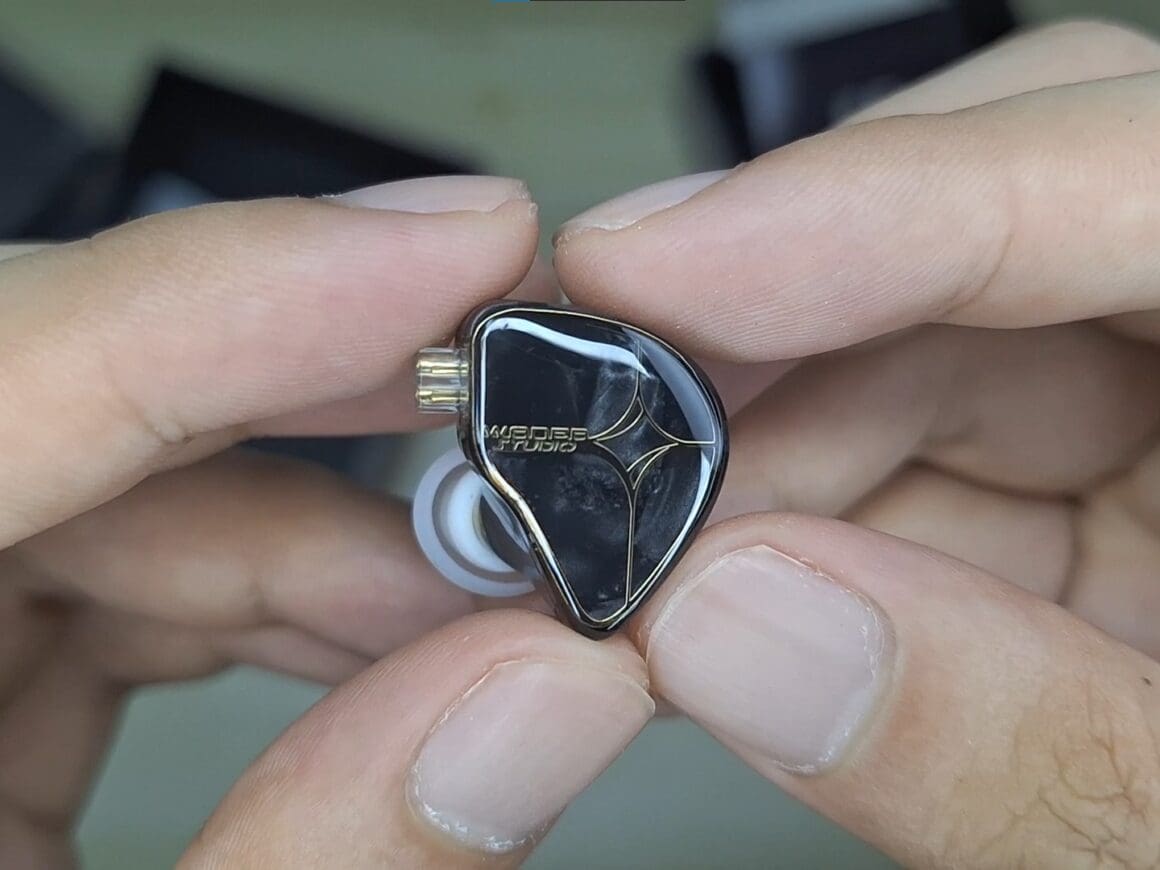 SIMGOT EW300 / DSP REVIEW: CONVENIENCE MEETS QUALITY - AudioNotions